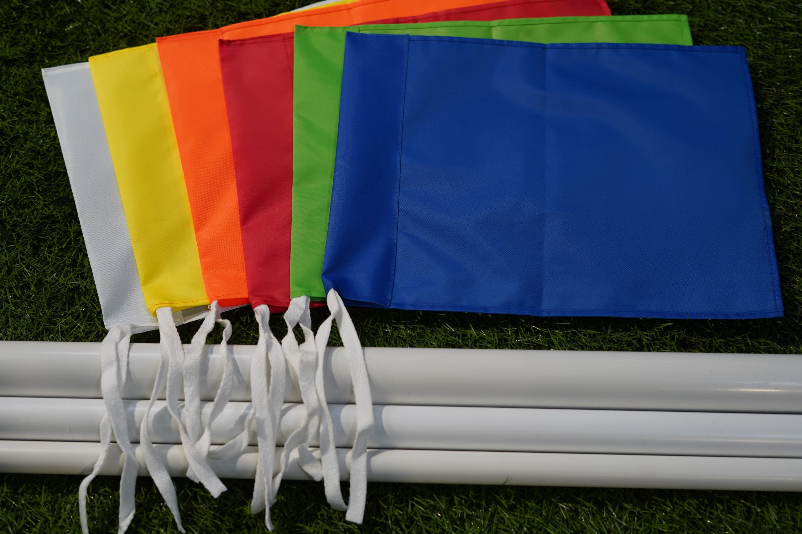 Coloured Corner Flag x4 - Nylon Corner Flag by Mark Harrod Ltd.