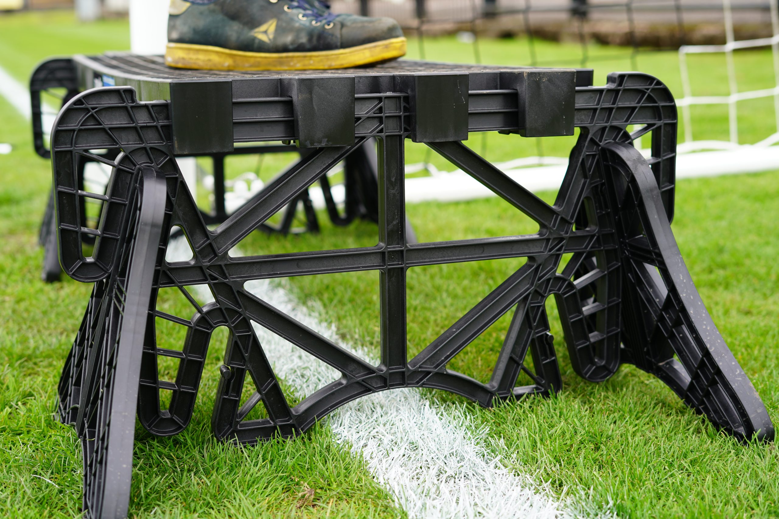 EZY Hop Bench - EZY Hop Sports Equipment by Mark Harrod Ltd.