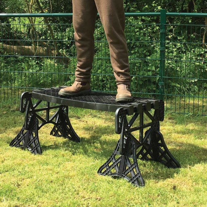 EZY Hop Bench - EZY Hop Sports Equipment by Mark Harrod Ltd.