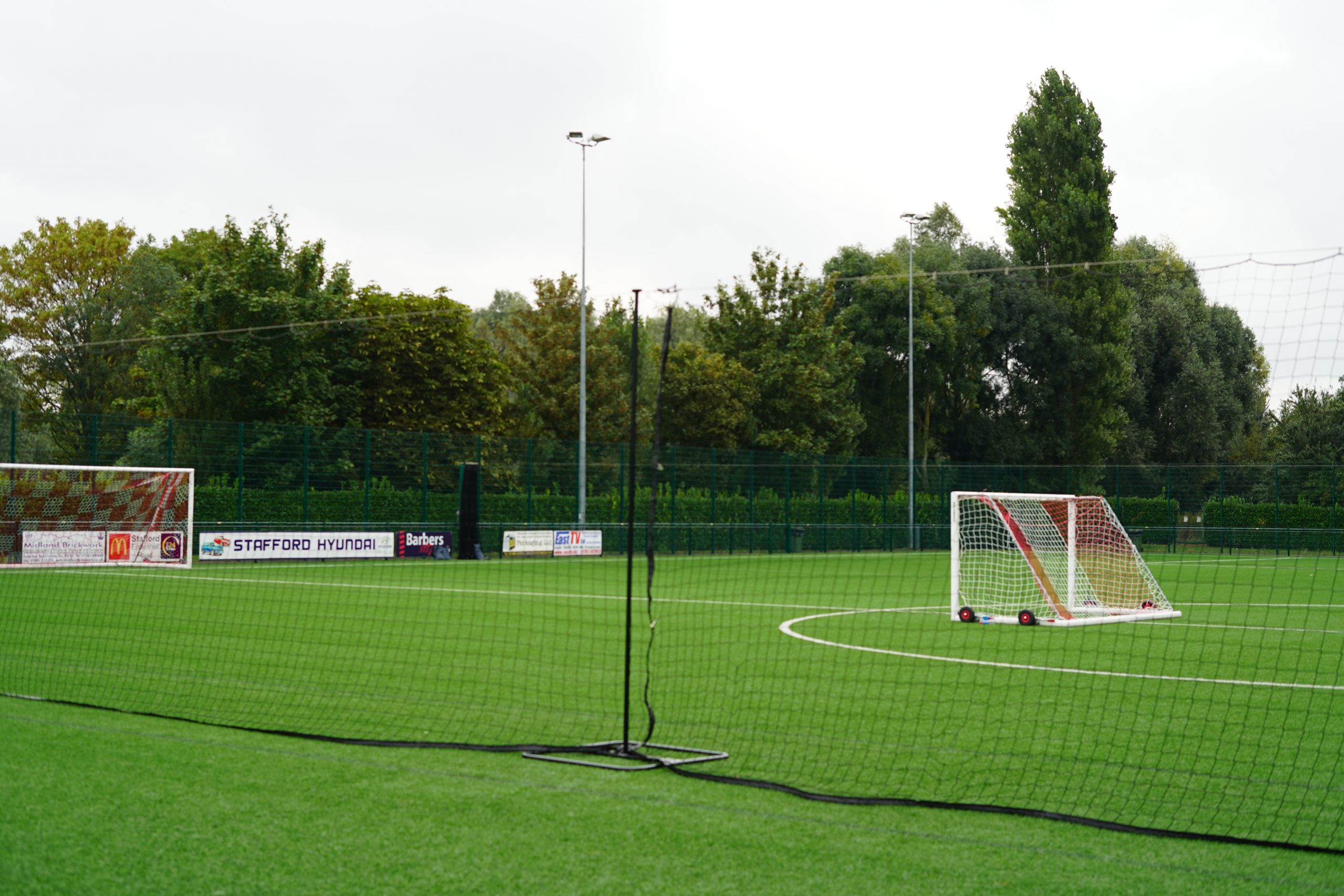 Pitch Divider Split Nets System - Mark Harrod Ltd.