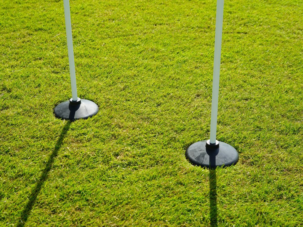 Rounders Base - 25mm Black Rounders Base by Mark Harrod Ltd.