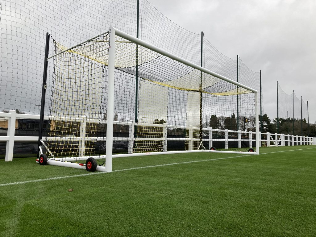 24x8ft EasyLift Portable Box - Mark Harrod Ltd.