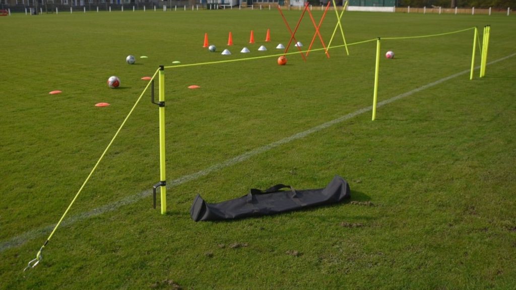 Respect Barrier 120m - Movable - Mark Harrod Ltd.